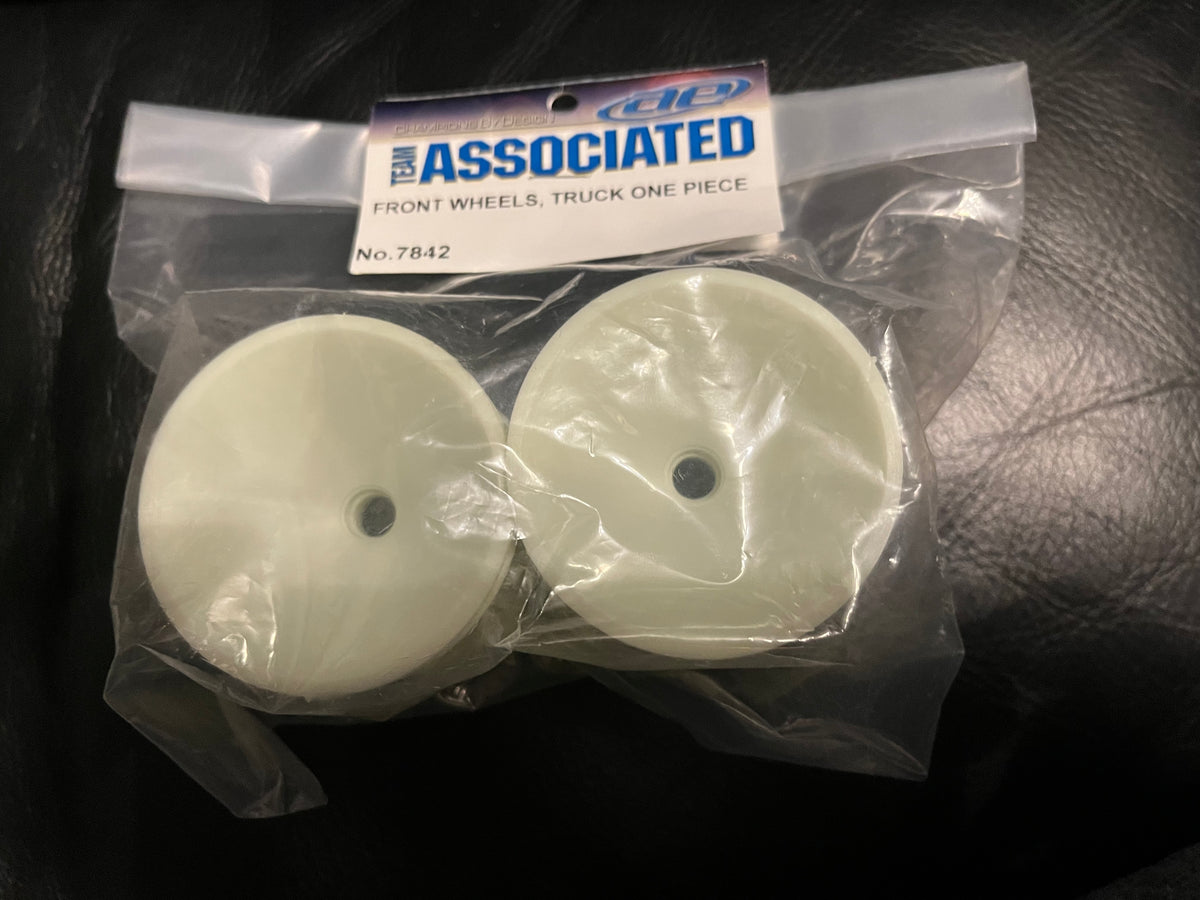 TEAM ASSOCIATED T3 FRONT WHITE WHEELS – FF Racing Ltd.
