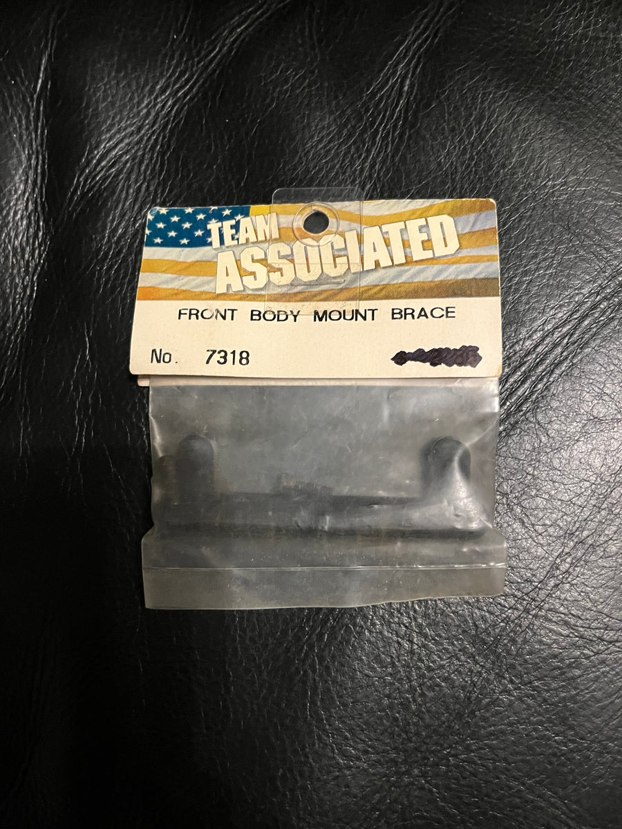 TEAM ASSOCIATED FRONT BODY MOUNT – FF Racing Ltd.
